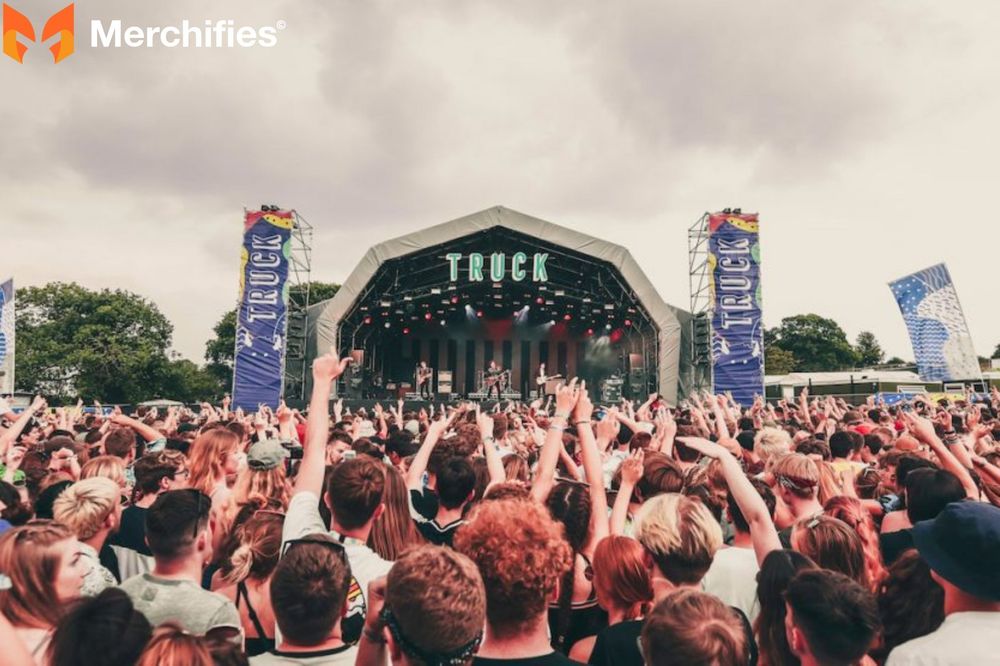 Top Truck Events & Shows Where Everyone Wears Their Shirts